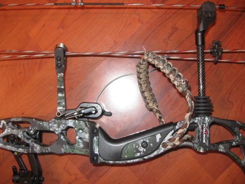 Bowtech Destroyer 340 Optifade Forest Camo | New Jersey Hunters