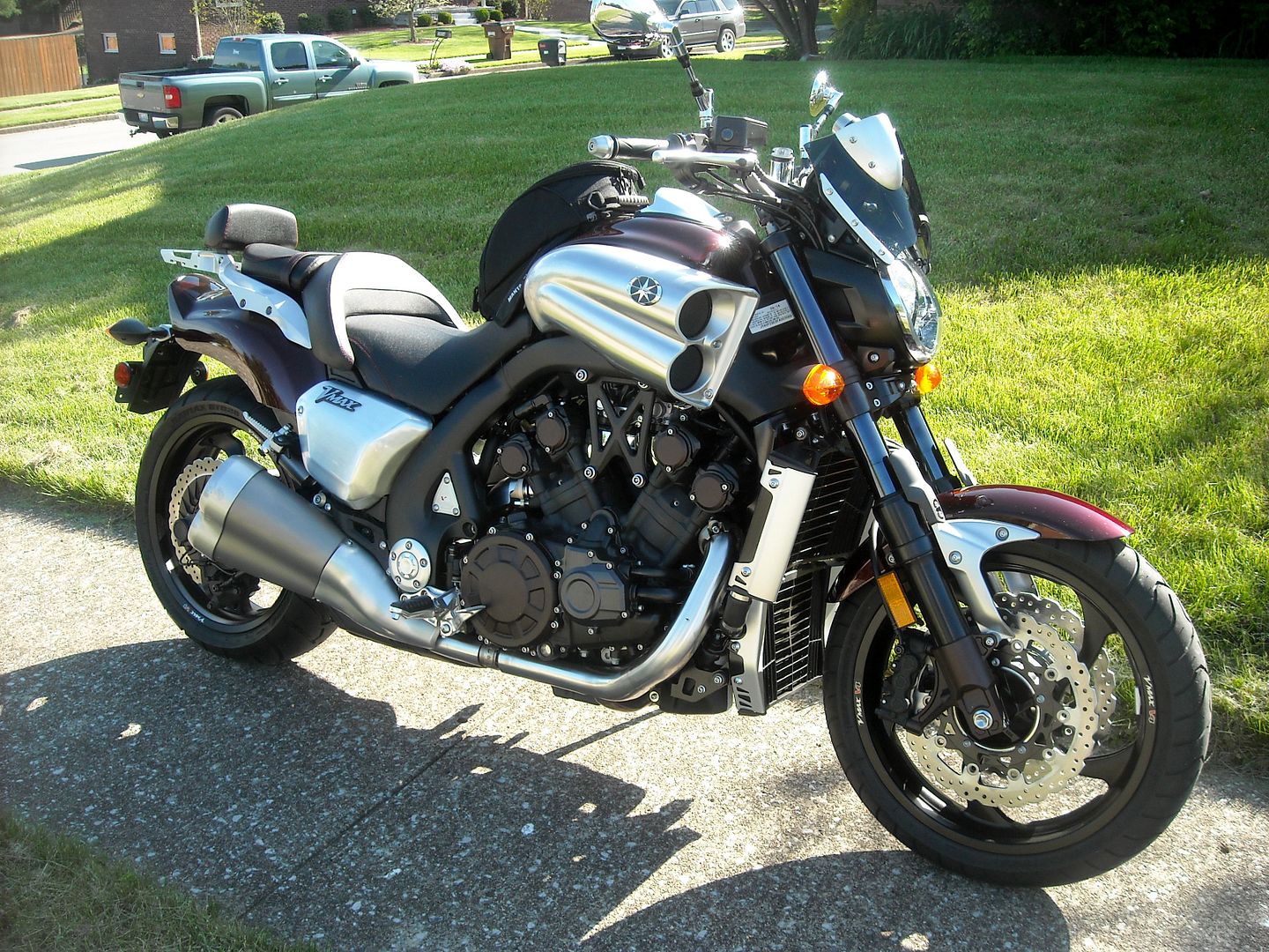 Gen 2 windshield | Yamaha Star Cycle V-Max VMAX Motorcycle Discussion Forum